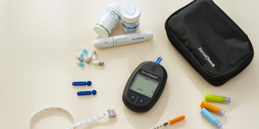 Complete Operation Guide for Blood Glucose Meters and Test Strips ...